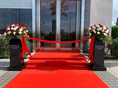 Ribbon Cutting Stand With Fresh Flower