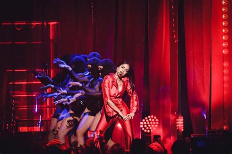 NATTI NATASHA ES LA ARTISTA FEMENINA MÁS GALARDONADA DE PREMIO LO