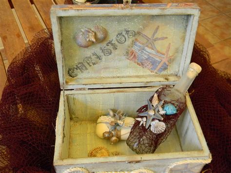Elegant Wooden Box With Crackle And Aging Decorated With Bottle And