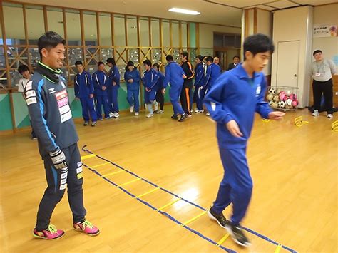 1126 秋田県立ゆり養護学校を訪問しました ブラウブリッツ秋田