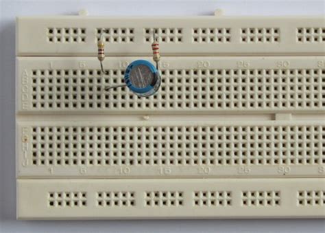 Tutorial 2 Transistor Timer Circuit