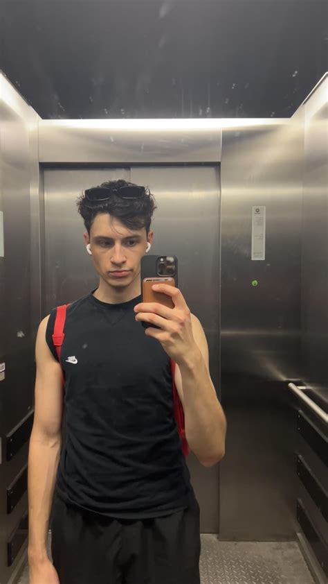 Gym Is Gyming R Cuteguys