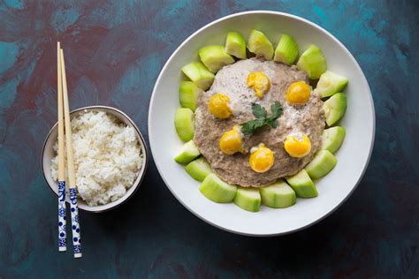 Steamed Chinese Minced Pork Patty With Salted Egg Yolks