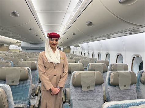 うわさの“プレエコ”どうなってる？エミレーツ 最新4クラス仕様a380【前編】 Flyteam ニュース