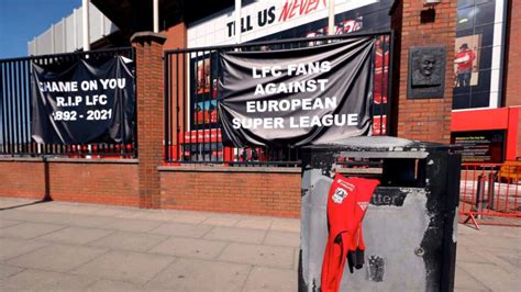 စီနီယာတွေ ပြန်လာခြင်း၊ ဖရီးကစ်ကနေ ဂိုးသွင်းတဲ့ မော်တန်၊ ရိုက်ကို ခေ