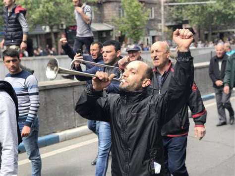 Армения Лидер оппозиции арестован но протесты продолжаются Eurasianet