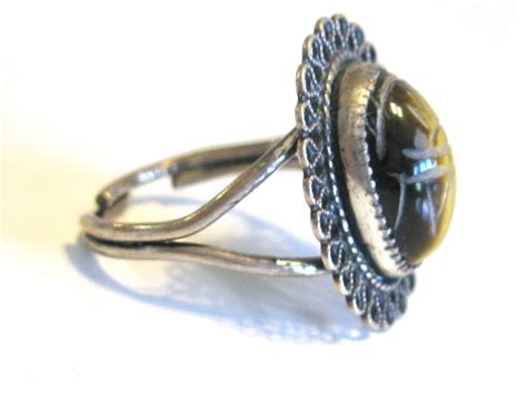 Vintage Egyptian Scarab Beetle Ring Carved Tigers Gem