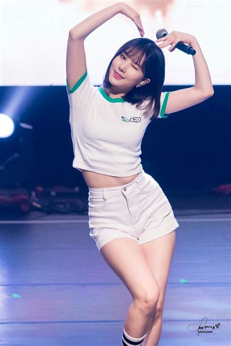 Pin By Collie ♡ On K Pop Female Idols Beautiful Asian Women South Korean Girls Asian Woman