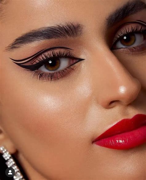 تاتو خط چشم عوارض تاتو خط چشم علت ابی شدن تاتو خط چشم