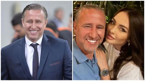 Laurențiu Reghecampf ipostază tandră cu Corina Caciuc în piscină