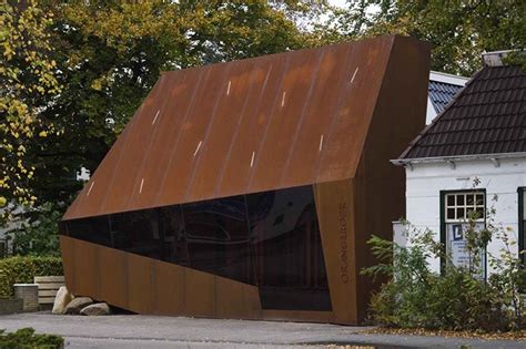 Mohn And Bouman Corten Steel Screen 4 Inhabitat Green Design