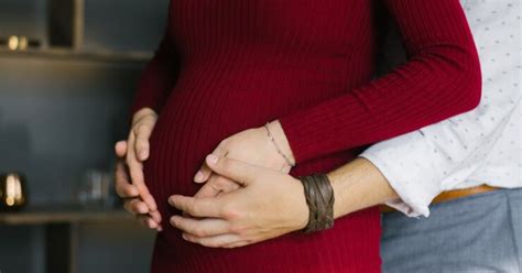 10 Things A Pregnant Woman Needs For First Time Moms