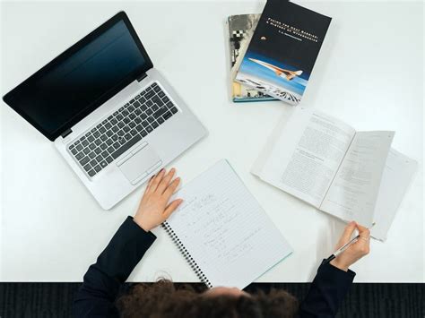 NBR 6023: 2018 norma da ABNT para referências bibliográficas