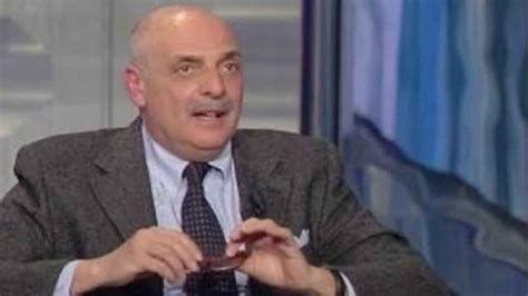 Non Posso Fare Lamore Con Lui Parla La Fidanzata Di Paolo Brosio FOTO