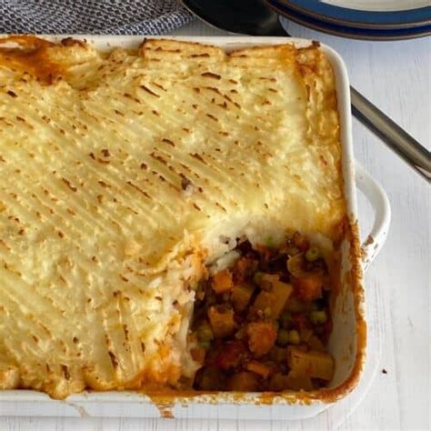 Vegetable And Lentil Cottage Pie Tasty Bakes Kitchen