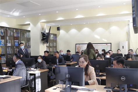 Аймаг нийслэлийн геодези зураг зүйн асуудал хариуцсан мэргэжилтнүүдийг чадавхижуулах сургалт болов