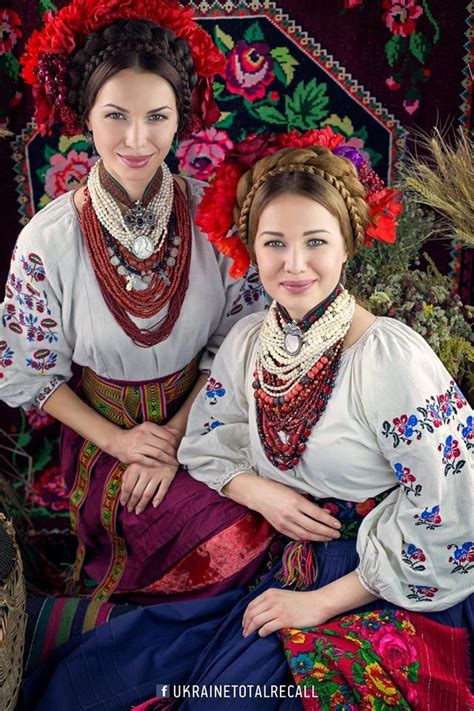 Україна Сімейний альбом Сестри Немає нікого ріднішого Folk Fashion Ukrainian Clothing