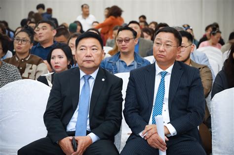 Я Эрдэнэсайхан “Монгол Хятадын экспо д оролцох 500 аж ахуйн нэгж Монголын дүр төрхийг олон