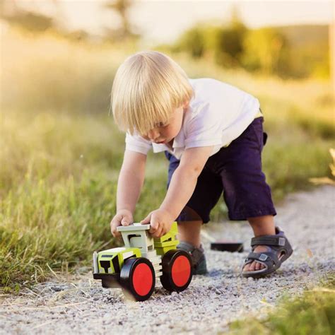 The Reason Why Men Dont Read Fun Books Yourtango