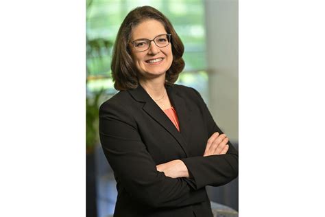 Crystal S Denlinger Md Facp Ditunjuk Sebagai Ceo Baru National