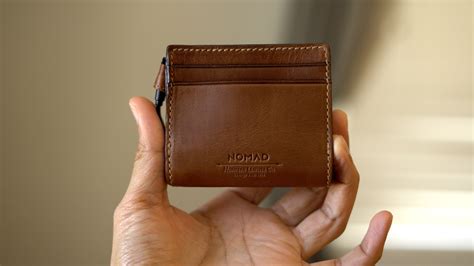 Hands On With Nomads Horween Leather Wallets With Integrated Battery