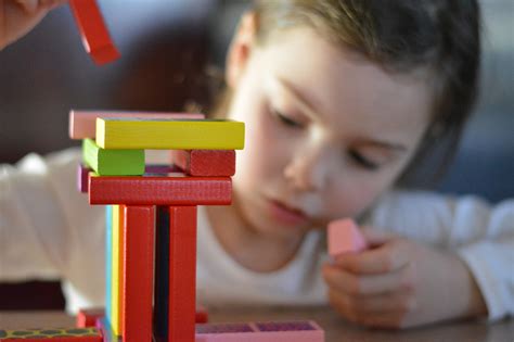 Топ 5 образователни игри за малки деца Teenportall