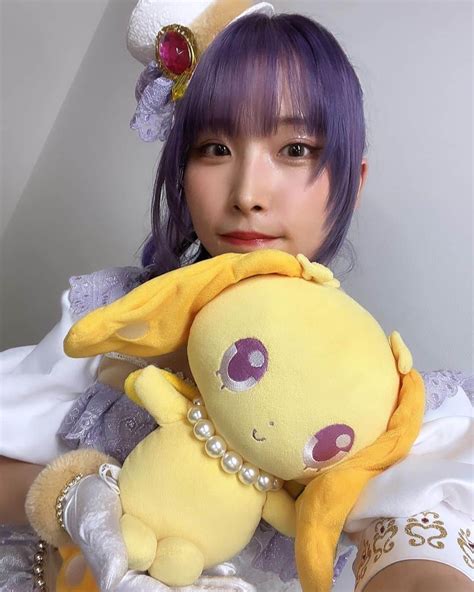 朝日奈丸佳さんのインスタグラム写真 朝日奈丸佳instagram「リッチヴィーナスサイリウムコーデと、投稿を横並びにしたくて！ こちら