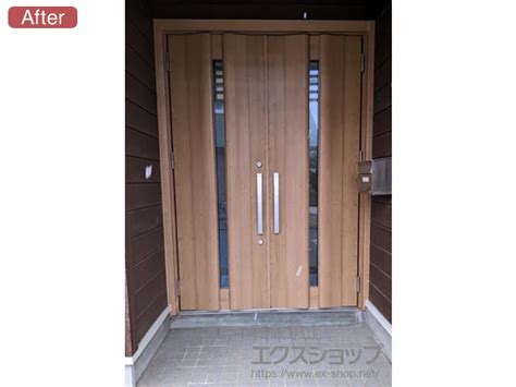 秋田県潟上市のlixil リクシル（トステム）玄関ドア施工例リシェント玄関ドア3 G12型 断熱k2仕様 両開き仕様ランマ無外観左吊元