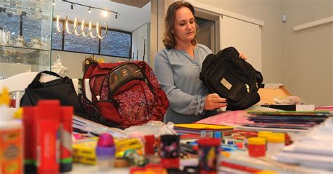 Projeto Arrecada Materiais Escolares Para Alunos Em Situação De