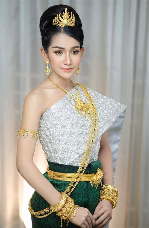 Wedding Costumes Cool Anime Girl Traditional Wedding Cambodia