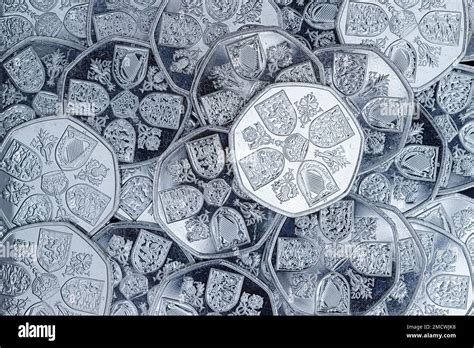 First Coin Effigy Of King Charles Iii On 2022 50 Pence Coins Stock