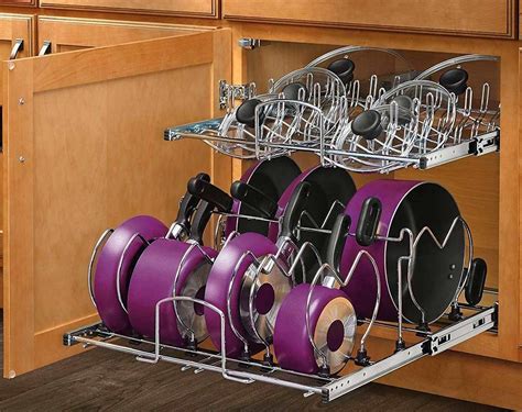 ایده فضای کوچک کابینت، چطور قابلمه‌ها را در کابینت جا بدهیم؟ چیدانه