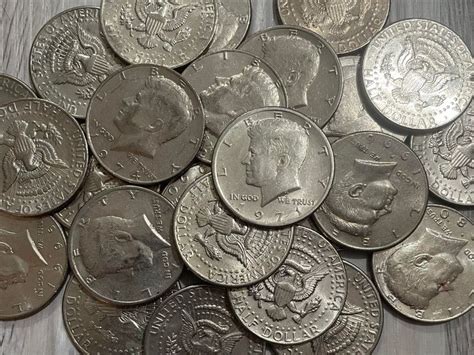 Easy02 The Kennedy Half Dollar 50 Cent Piece First Minted In 1964