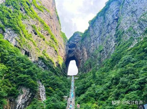 天门山跳崖事件，背后的原因令人心酸 知乎