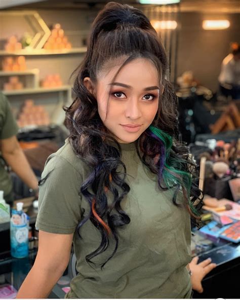 ស៊ូ រីកា ប្រកាសទទួលសម្តែងនិងច្រៀងសង្ក្រាន្តតាមសាលាដោយមិនគិតថ្លៃ Koh Santepheap Daily