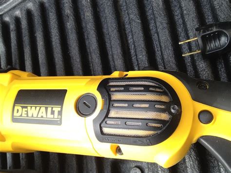 DeWALT DWP849X 7 9 Variable Speed Polisher With Soft Start Review