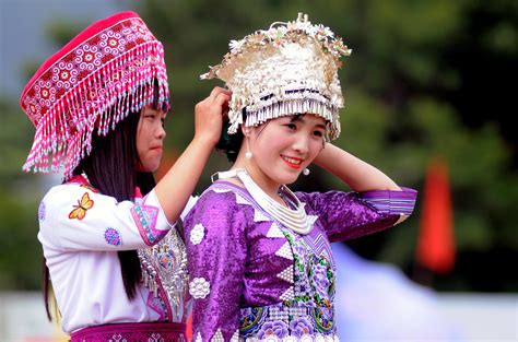 Một Số Giải Pháp Xây Dựng Và Phát Triển Văn Hóa Con Người Tỉnh Sơn La