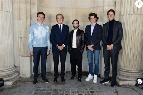 Frédéric Arnault Bernard Arnault Nicolas Ghesquière Jean Arnault Et