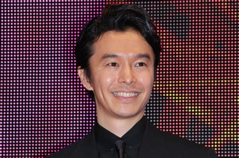 長谷川博己と鈴木京香が破局か 「若い子と電撃結婚はやめて」とファン悲鳴 Sirabee