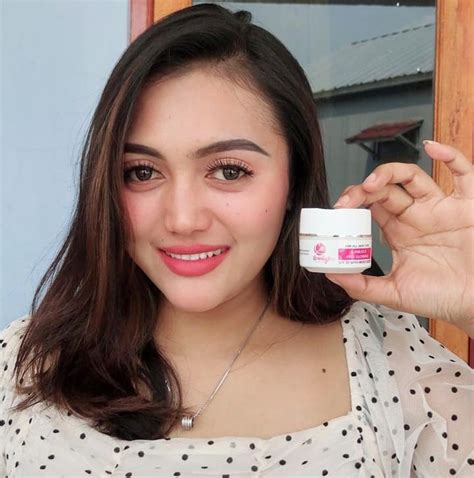 Mak Mak Cantik Selalu Pakai Ca Clinicperawatan Skincare
