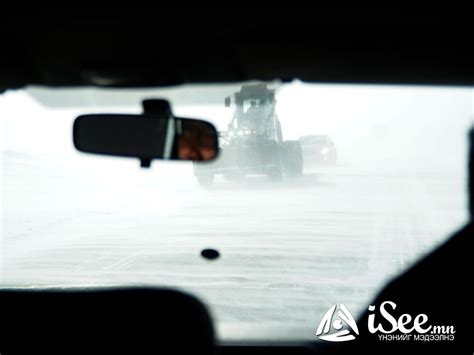 Хүчтэй цасан шуурганы улмаас бүртгэгдсэн 46 удаагийн дуудлага мэдээллийн дагуу алба хаагчид