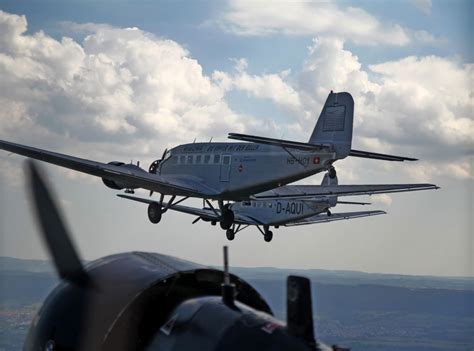 Lufthansa Vs Ju Air Foto And Bild Luftfahrt Oldtimer Flugzeuge Ju 52