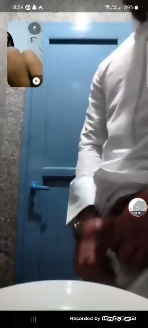 فضيحة Hatum من سوريا موقيما في كويت عم يعمل العادة السرية معا صديقته