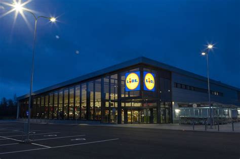 Lidl Myymälöiden Aukioloajat Jouluna Joulun Suurostokset Tehdään