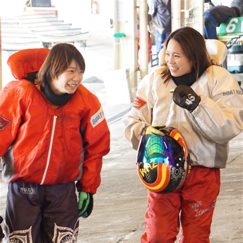 ボートレース尼崎 大好評！！！の兵庫支部選手のパネル😍💞 ※場内に飾ってます☝️ お客様の顔出し用に お顔をくり抜かれた選手がおひとり