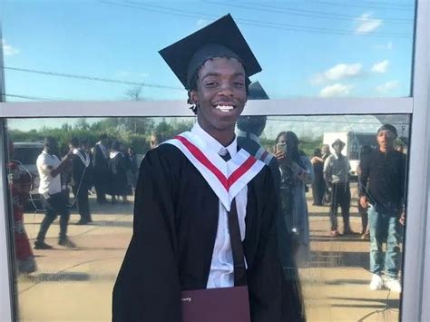 Toronto Police Officer Charged With Manslaughter For Off Duty Incident