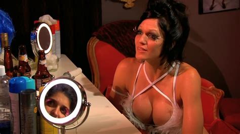 Nude Video Celebs Actress Nazanine Mousavi