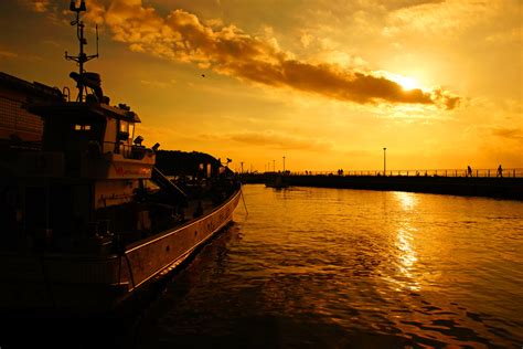 By Id Photohito