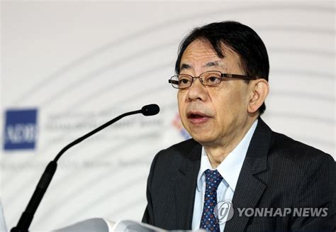 기자간담회 하는 아사카와 마사츠구 Adb 총재 연합뉴스