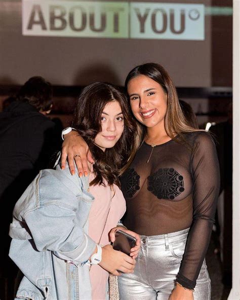 Joana Albuquerque ameaçada se não mostrar as mamas